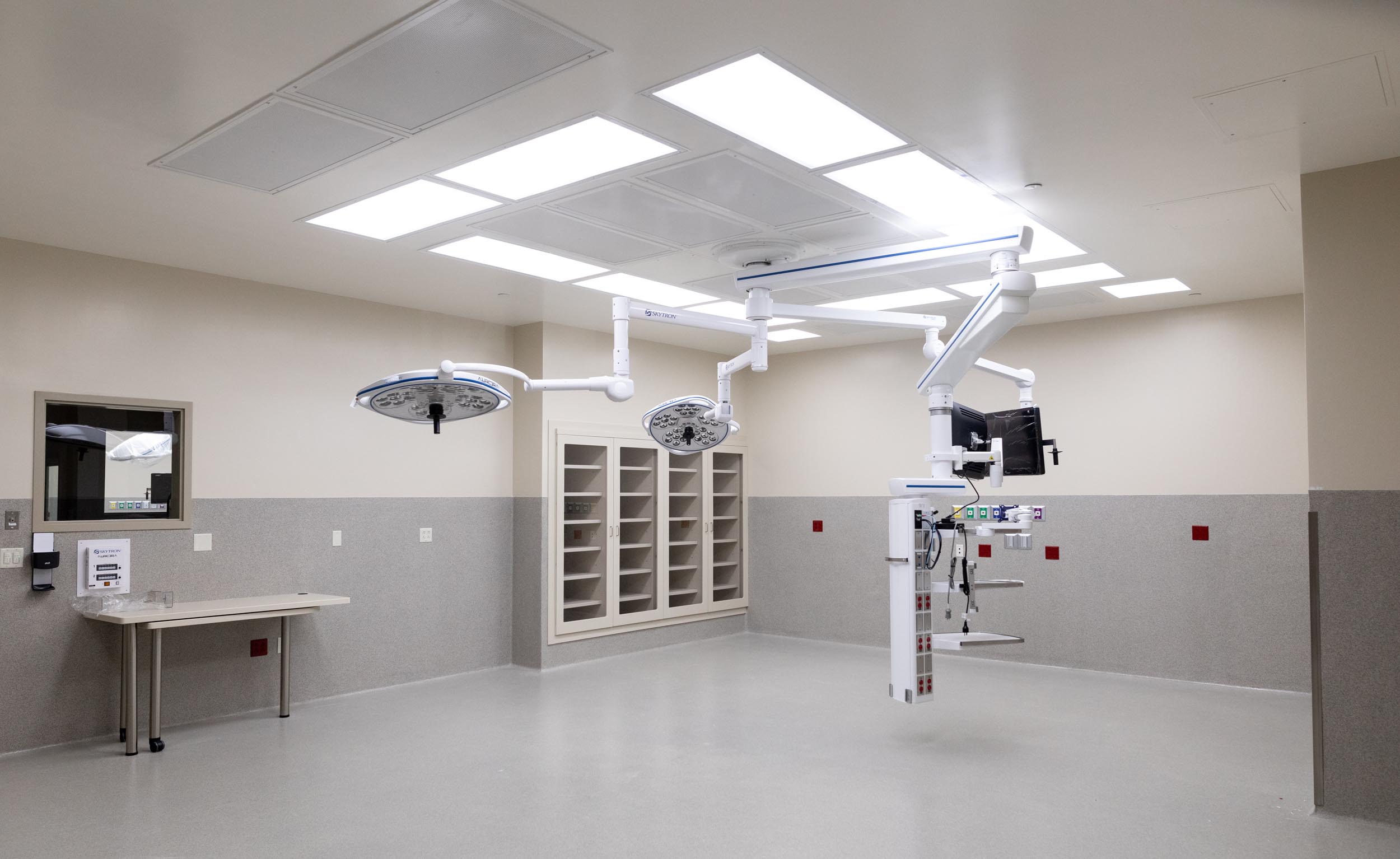 Lawrence Surgery Center will now have bigger rooms, better technology ...